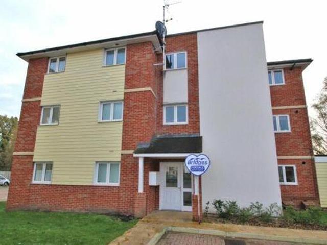 Coxwell Avenue, Farnborough, 1 Bedroom Flat