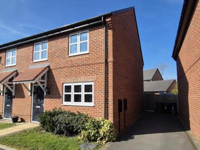 Cox Crescent *, Long Itchington, 3 Bedroom Semi detached