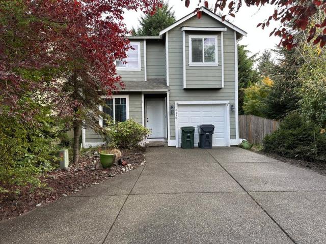 Cozy Master Bedroom for Rent in Puyallup | Availa