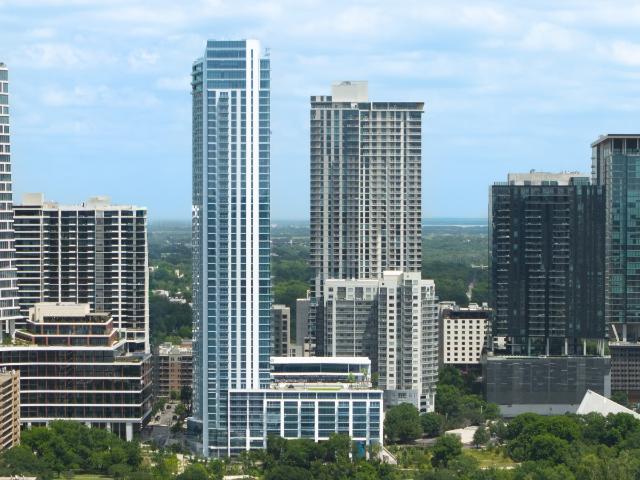Cozy, Modern Apartments with Great Amenities, Apply Today!