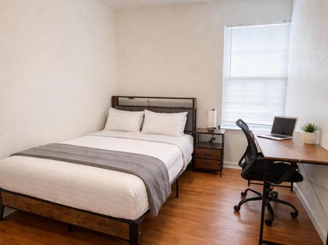 Cozy & Modern Austin Home Near Shopping & Downtown