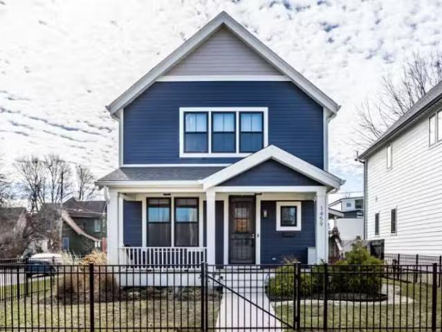 Cozy, Modern Home in Fountain Square 1459 Spann Ave