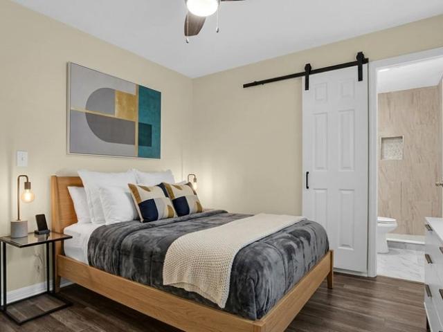 Cozy & Modern Orlando Living – Near Universal!