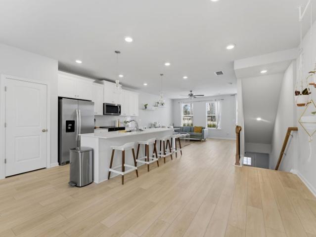 Cozy New Home Base Near ATL Airport & Downtown
