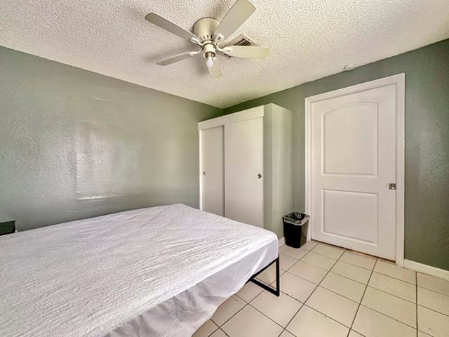 Cozy & newly renovated Port Richey home with workspace and laundry room