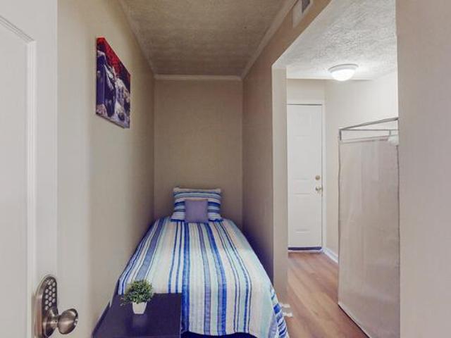 Cozy & newly renovated rooms in Union City