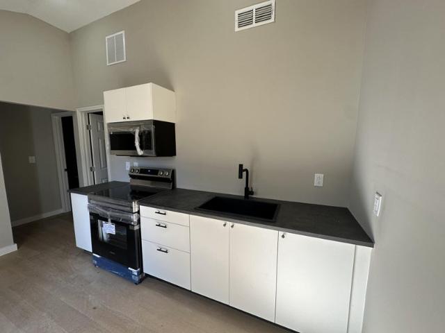 Cozy & newlyrenovated Atlanta Duplex Multiplex wi