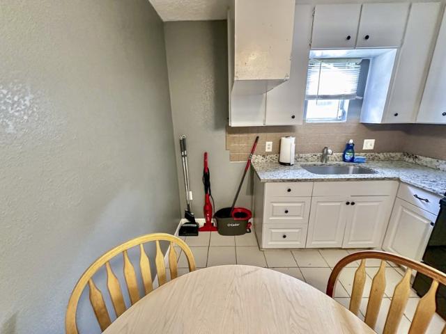 Cozy & newlyrenovated Port Richey home with worksp