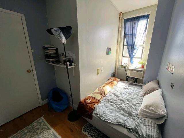 Cozy Nook in Crooklyn