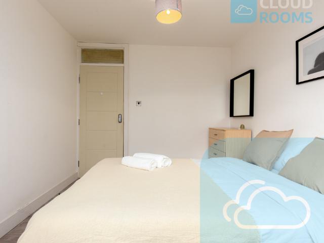 COZY Oban House E14 RM2