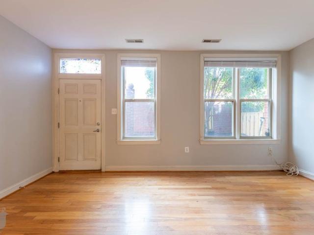 Cozy One Bedroom in the Car Barn Community! With Parking!