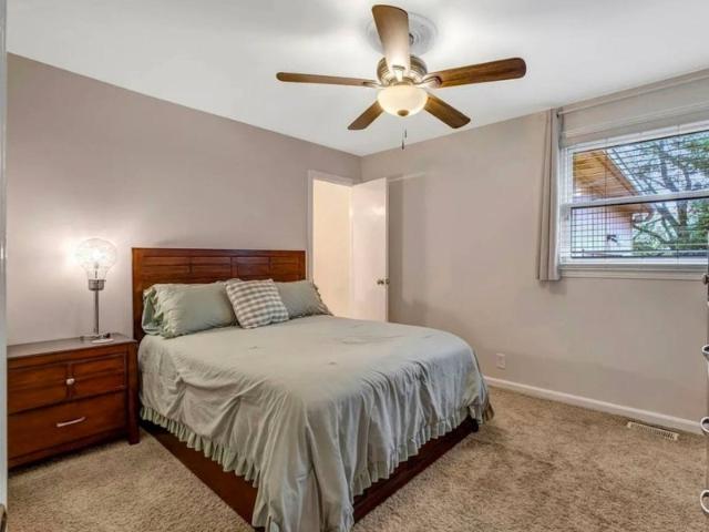 Cozy Airport Friendly Private Room – $750 All Incl