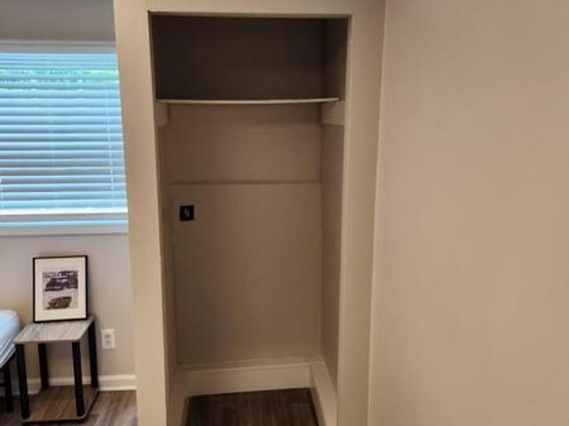Cozy and Bright College Park Home | Fully Furnished, Secure, and Convenient | No Move In Fee, Free Wi Fi, Monthly Cleanings, and Bus Stops within 0.4–0.5 Miles