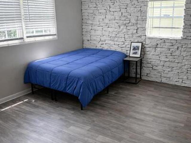 Cozy and Bright College Park Home | Fully Furnished, Secure, and Convenient | No Move In Fee, Free Wi Fi, Monthly Cleanings, and Bus Stops within 0.4–0.5 Miles