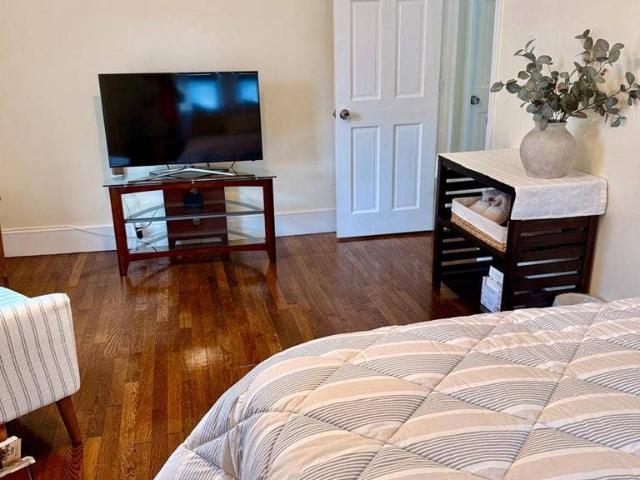 Cozy and clean place!