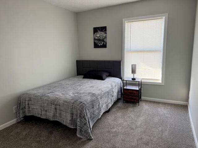 Cozy Blue Hills Home KC MO