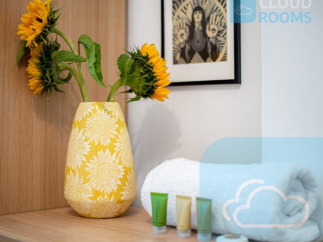 COZY Broadhurst House E3 RM3
