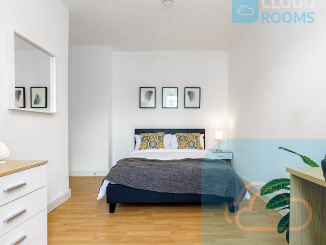COZY Broadhurst House E3 RM3