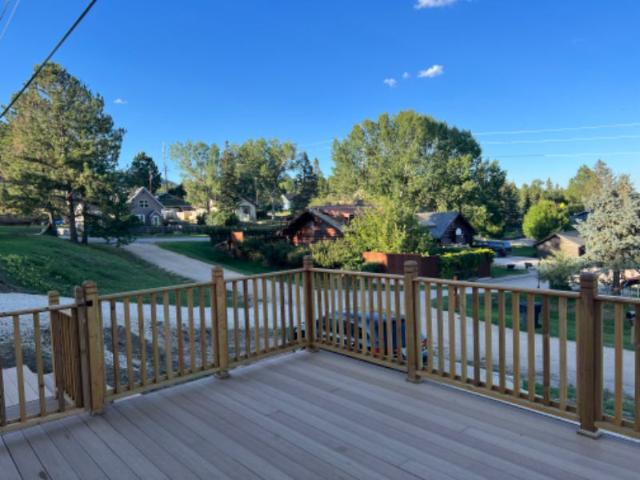 Cozy Custer Cabin