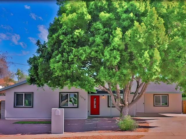 Cozy Central Phoenix House