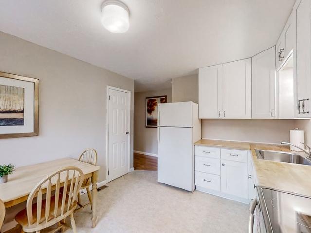 Cozy, Clean & Convenient Gainesville CoLiving! Pr