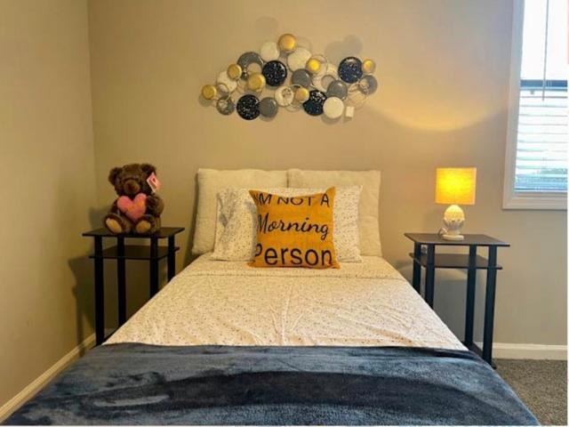 Cozy, Clean & Convenient Living Space Available ✨