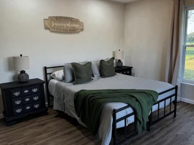 Cozy & Clean Room Available for Rent