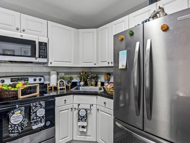 Cozy & comfy Winter Garden House with Wash ad dry