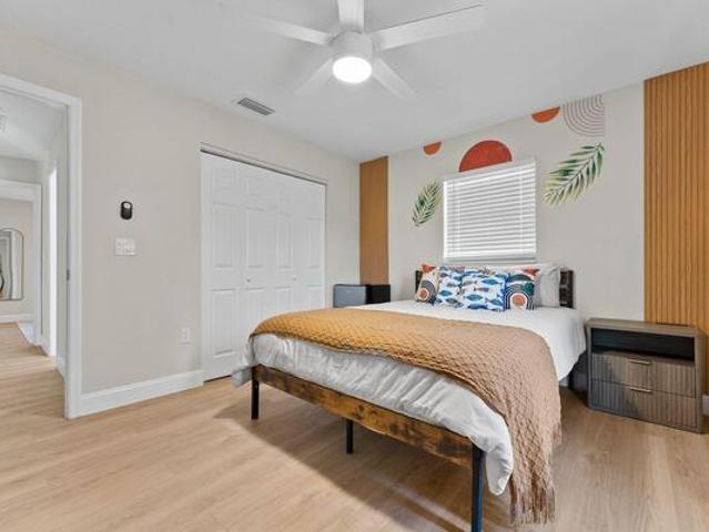Cozy & Comfortable Bradenton Home Near Shopping & Transit