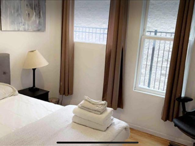 Cozy & comfortable Chicago Apartment with Patio or porch