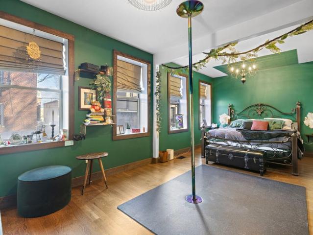 Cozy Condo w/ Hottub