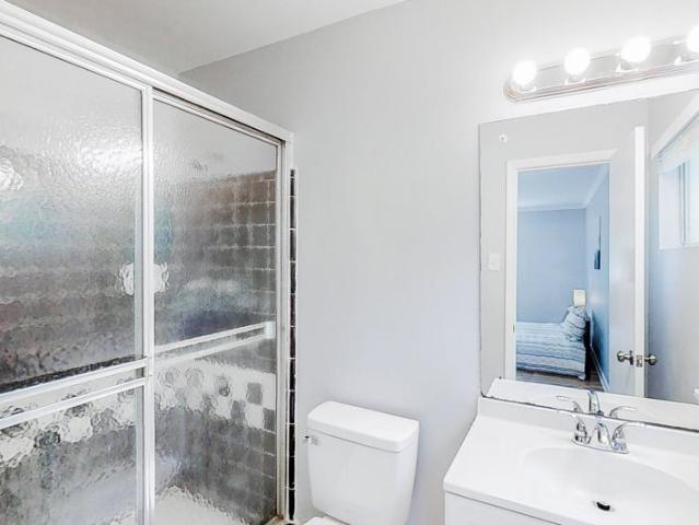 Cozy & Convenient Columbia Dr Home | Fully Furnis