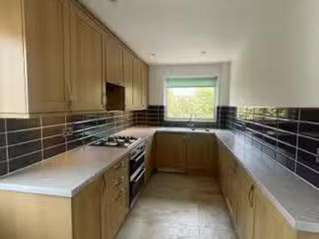 Nice Detached bungalow to rent in Hollybank Road, Hythe SO45