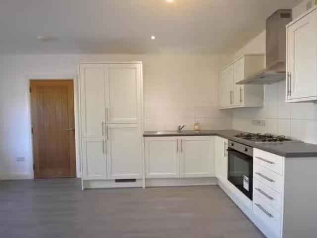 New Detached house for rent in Flat 4, 29 Egerton Street, Card.