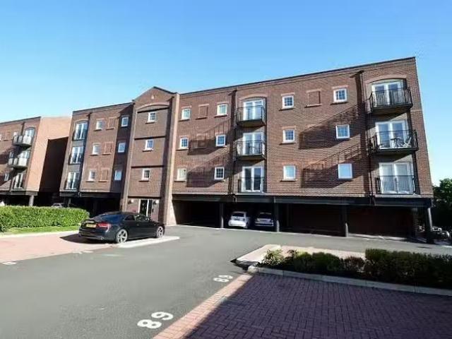 Deal! Emperor Court, Walton, Warrington, 2 bedroom, Apartment