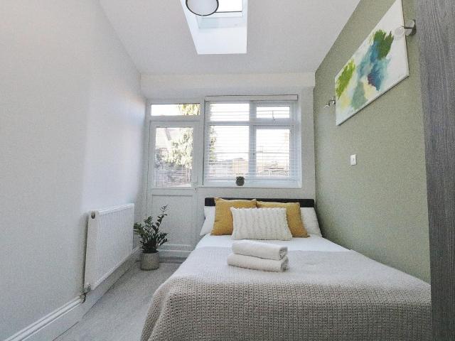 Cozy ensuite single bedroom in London Has a Room