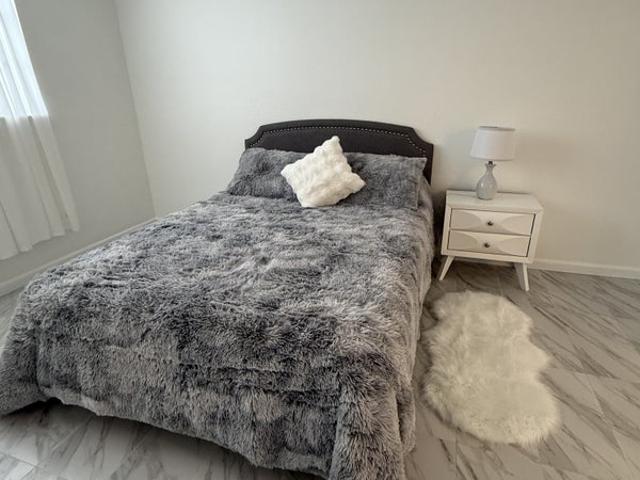 $1,500 Move In Ready Private Master Bedroom — Bath