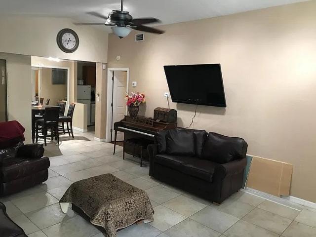 Cozy Furnished 1 Bedroom 1 Bath Apartment