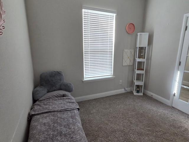 Cozy Furnished Bedroom