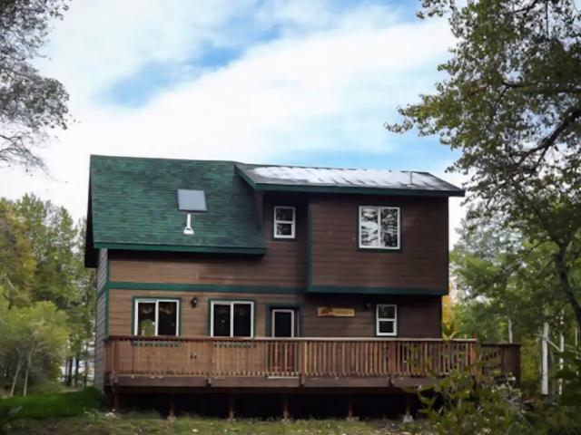 Cozy_ Furnished Cabin on the Creek No Pets No smok