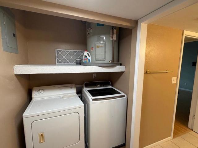 Cozy Furnished Room for Rent in Ballwin_WiFi and