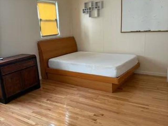 Cozy Furnished Room with Private Bath & Fast WiFi