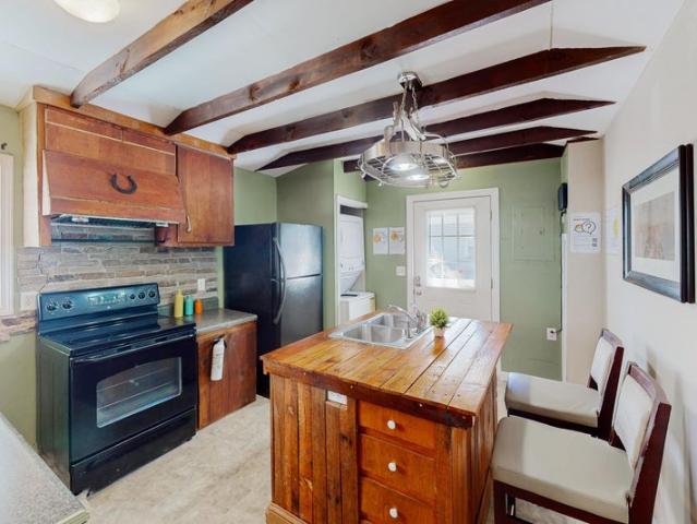 ️ Cozy, Furnished Rooms in Quiet Gainesville Hom