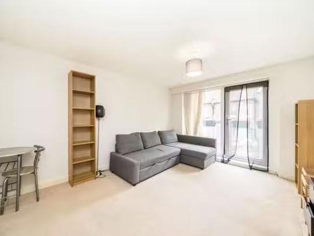 Nice Flat to rent in Cottington Street, Kennington SE11