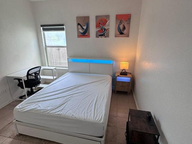 Cozy Home | All Utilities Paid | Quiet Location
