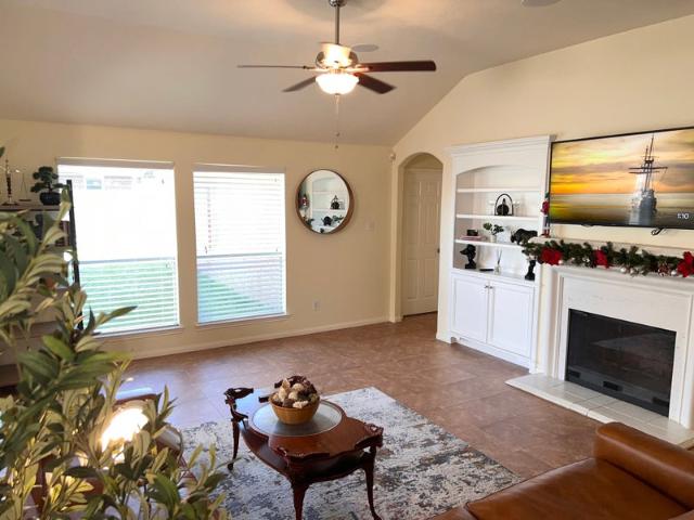Cozy home partially furnished_Move_in ready!
