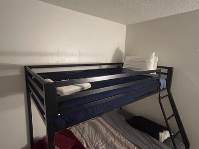 Cozy hostel for individuals