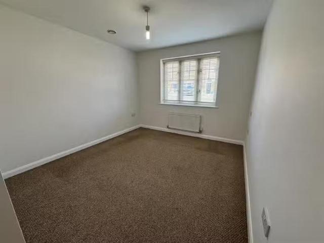 Charming House for rent in Hillmorton Road, Rugby, CV22