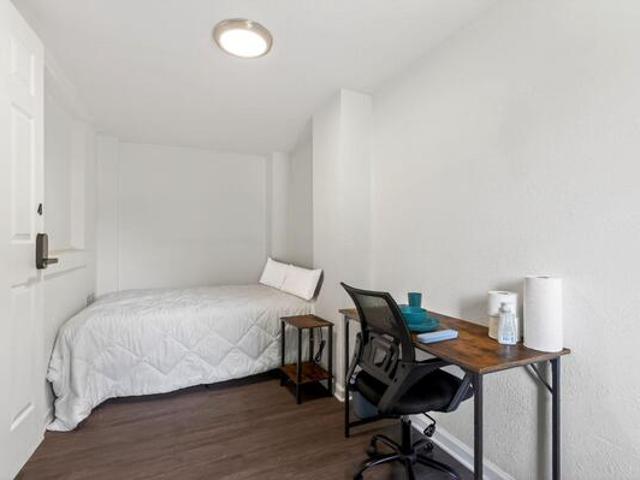 Cozy KCK Home w/ Smart Locks | Free WiFi | Monthly Cleanings