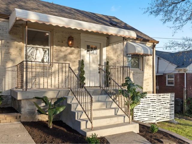 Cozy Loft in East Nashville Home *FURNISHED